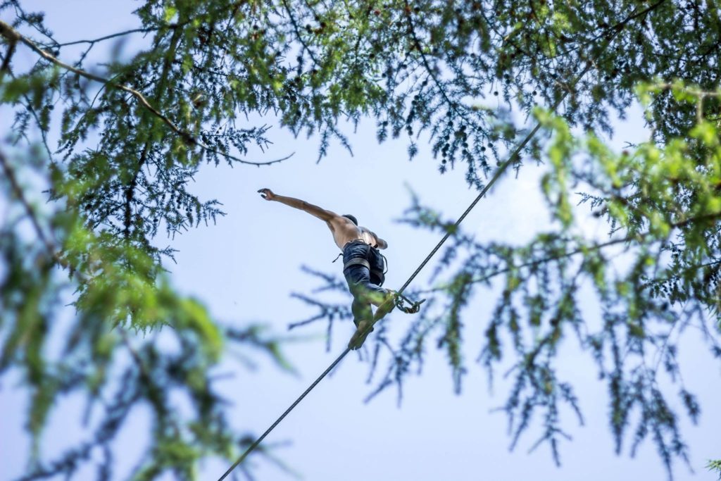 Du funambulisme sur l'eau - Mairie de Saint-Ilpize